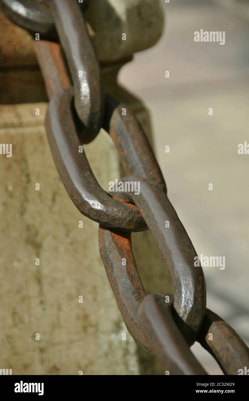 Crane chain hi-res stock photography and images - Alamy