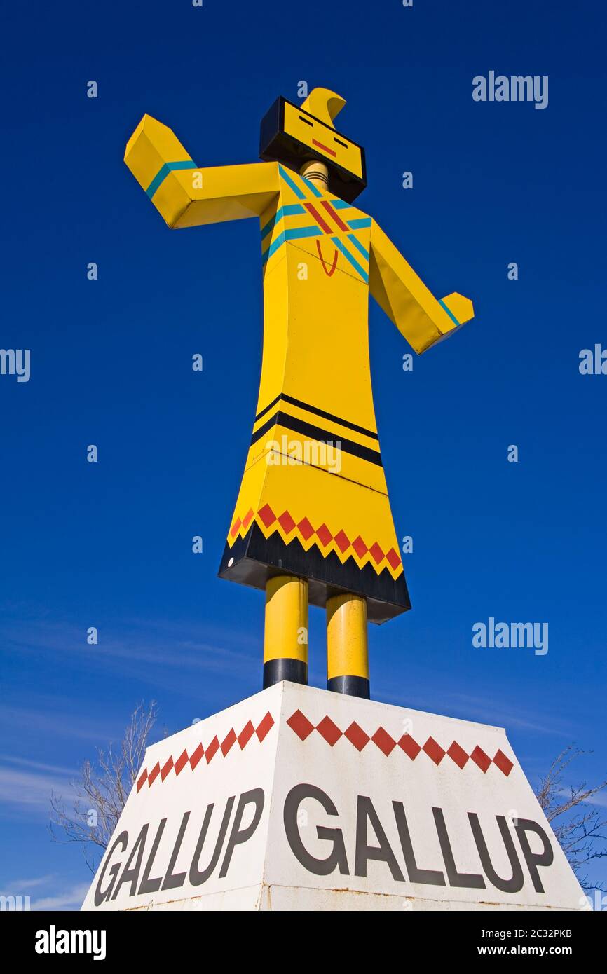 Sign on Historic Route 66, Gallup, New Mexico, USA Stock Photo - Alamy