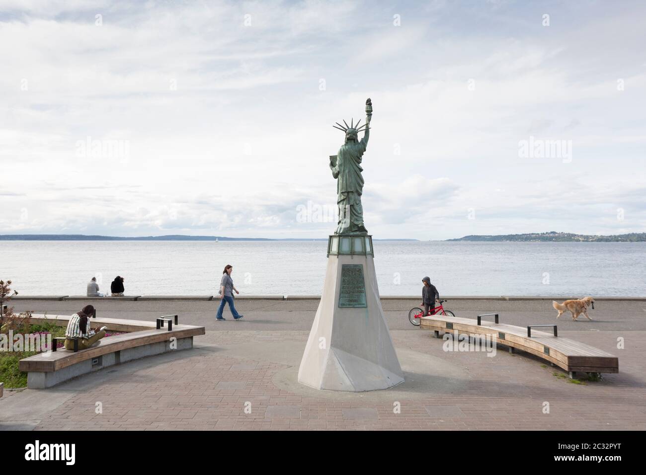 Washington plaza west hi-res stock photography and images - Alamy