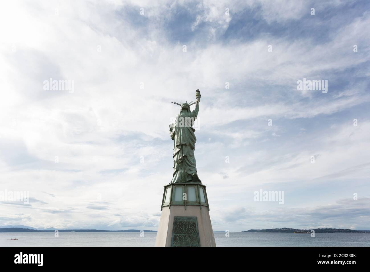 Statue of liberty plaza hi-res stock photography and images - Alamy