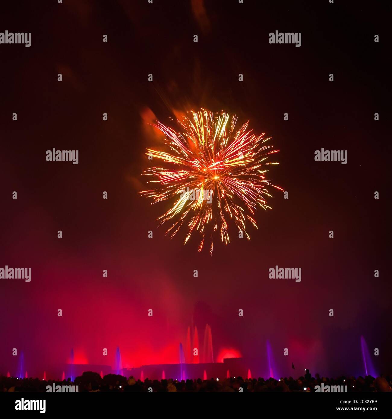 Musical fountain show in Dupont gardens, PA Stock Photo - Alamy