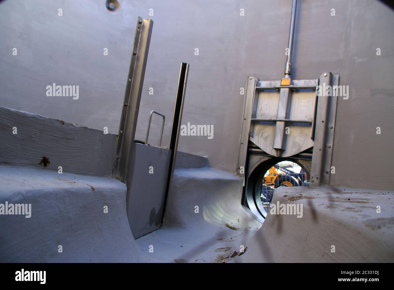 Drainage shaft hi-res stock photography and images - Alamy