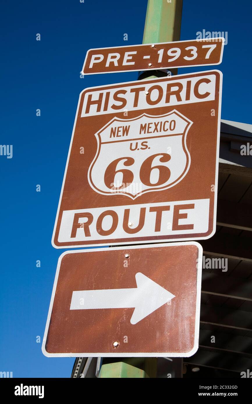 Santa fe route 66 sign hi-res stock photography and images - Alamy