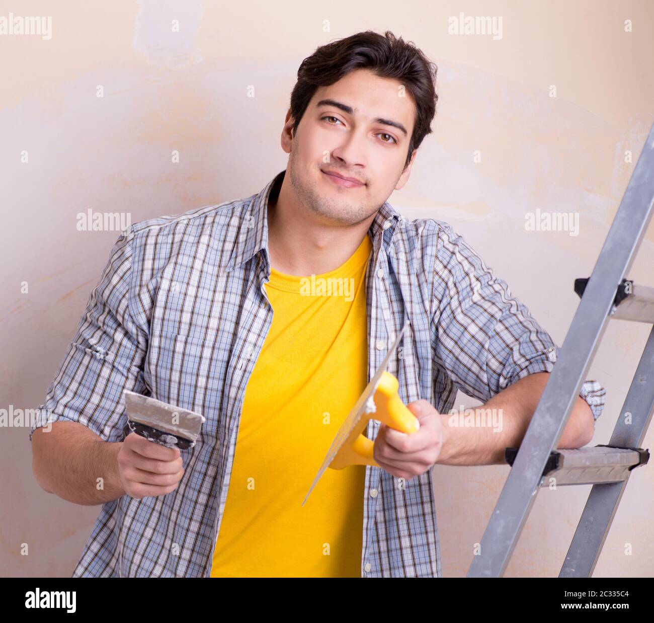 Applying stucco hi-res stock photography and images - Alamy