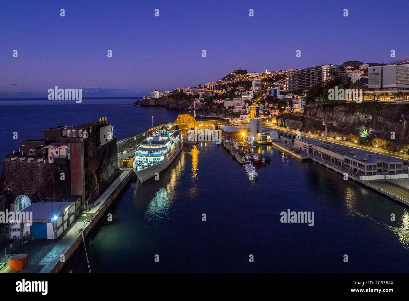 Portugal - Canary Islands, Madeira - Harbour of Funchal Stock Photo - Alamy