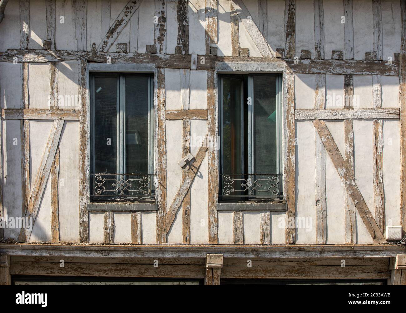 Ancient half-timbered buildings in Troyes. Aube, Champagne-Ardenne ...
