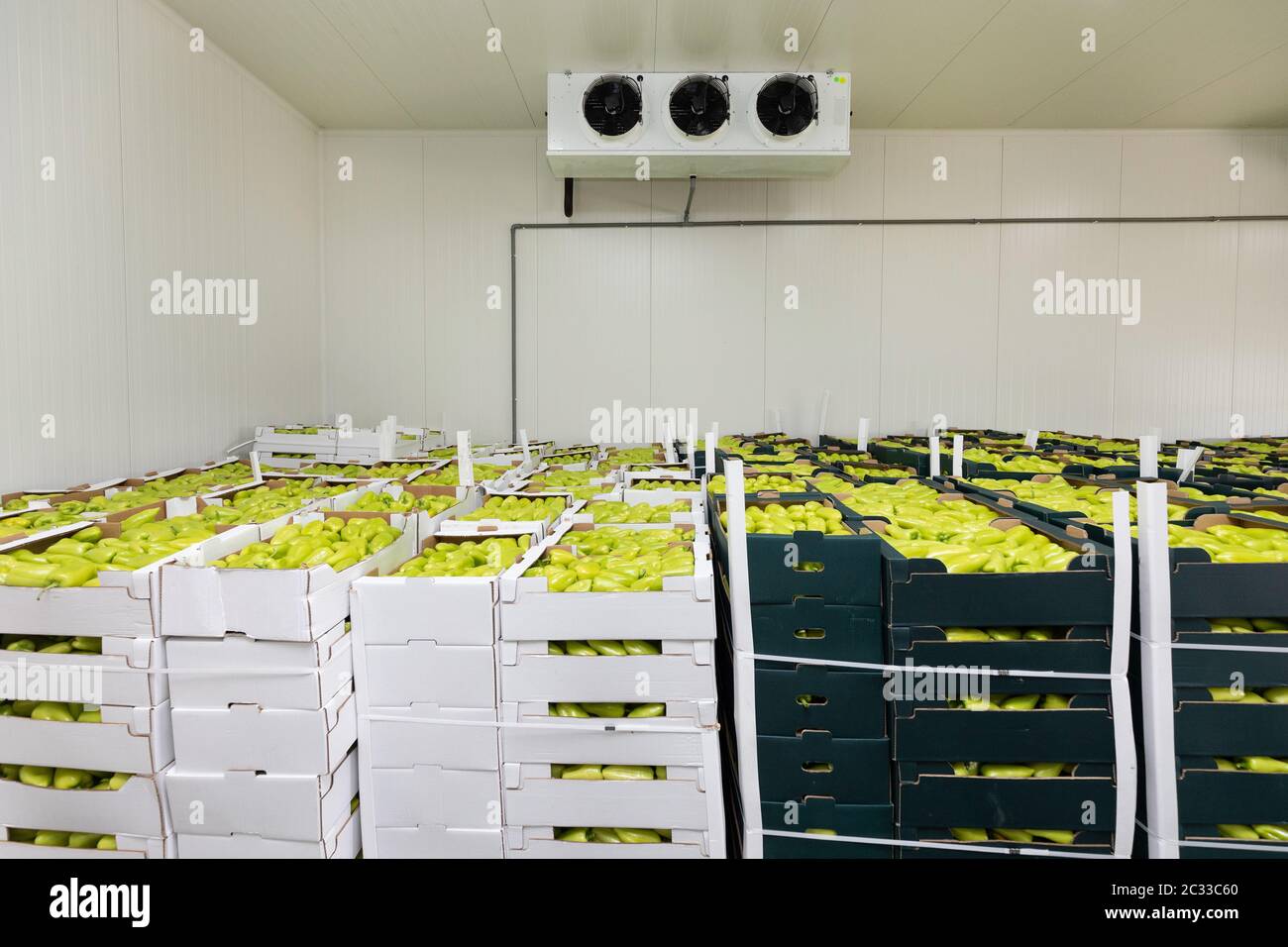 Cold storage warehouse hi-res stock photography and images - Alamy