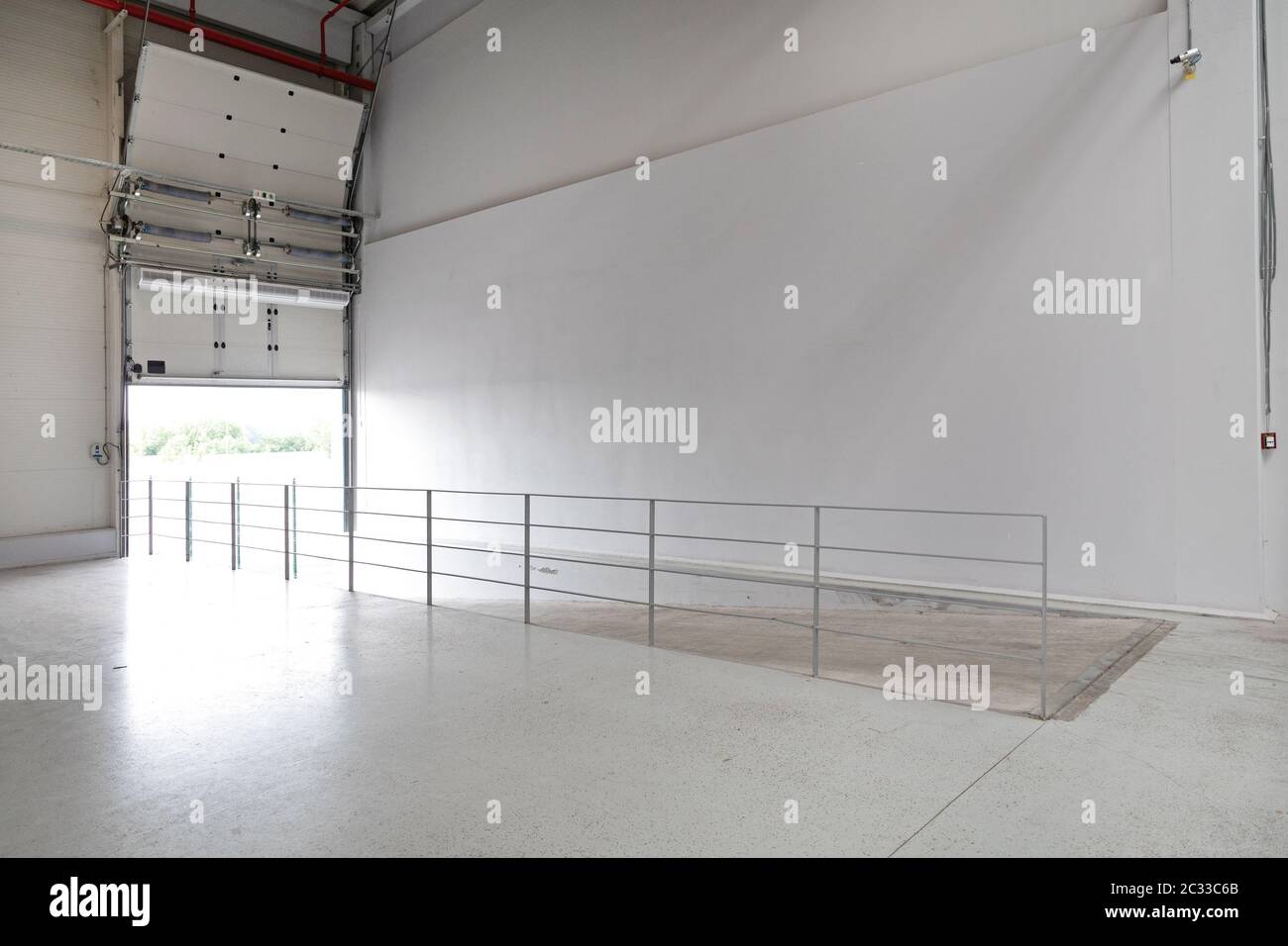 Loading Ramp Slope Entrance to Distribution Warehouse Stock Photo - Alamy