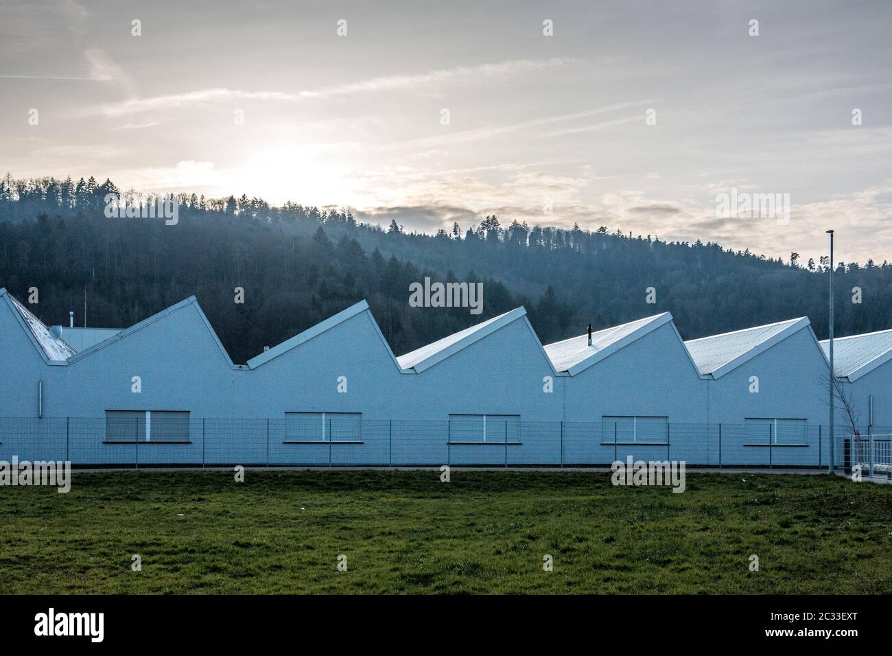 Big factory hi-res stock photography and images - Alamy