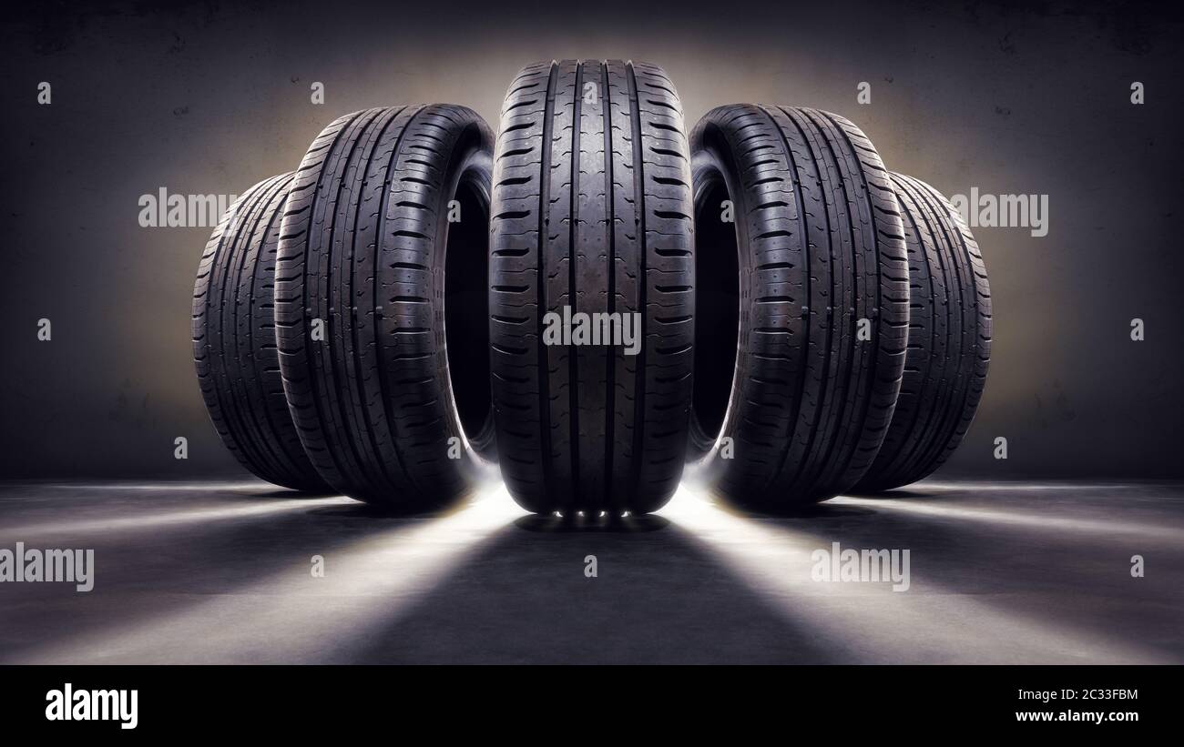 Alloy wheels stack hi-res stock photography and images - Alamy