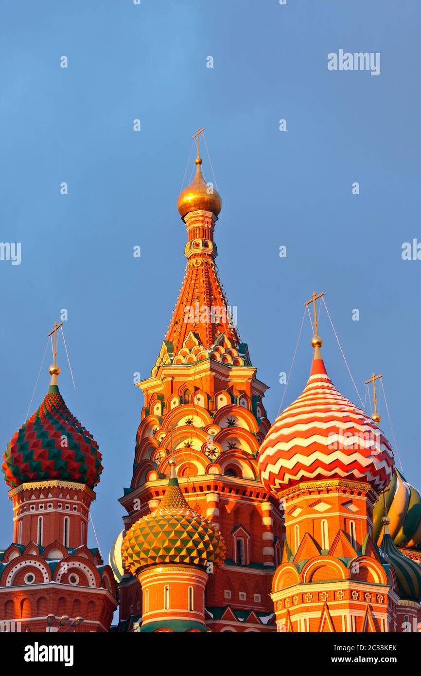 Cupola of Saint Basil's cathedral Stock Photo - Alamy