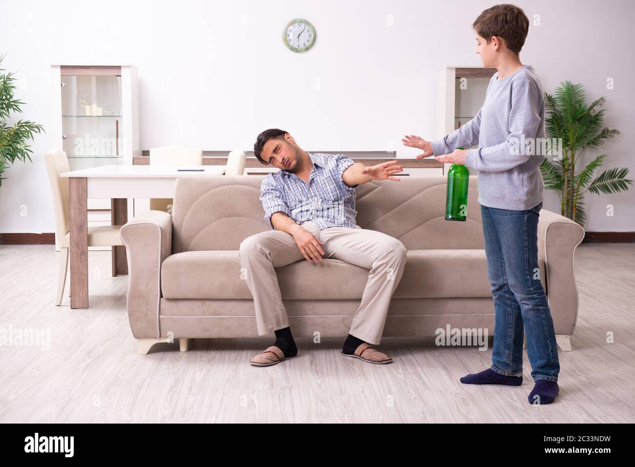 Violent child parent hi-res stock photography and images - Alamy