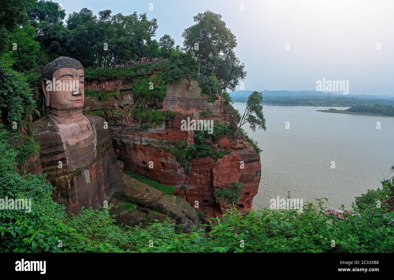 Giant buddha of leshan hi-res stock photography and images - Alamy