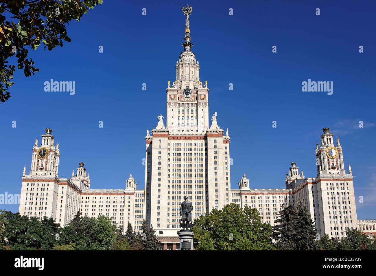 Moscow state university statue hi-res stock photography and images - Alamy
