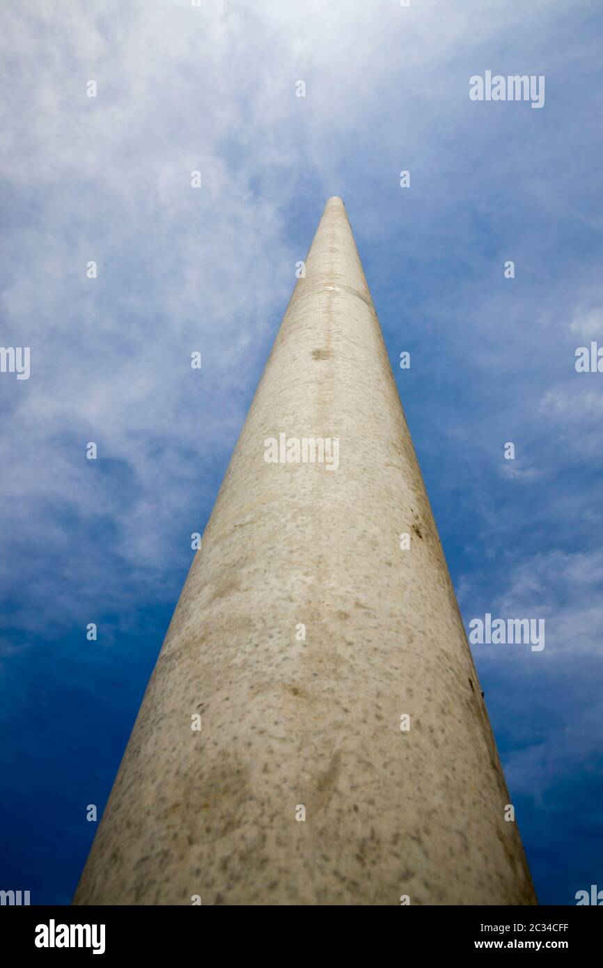 Long electric pillar hi-res stock photography and images - Alamy