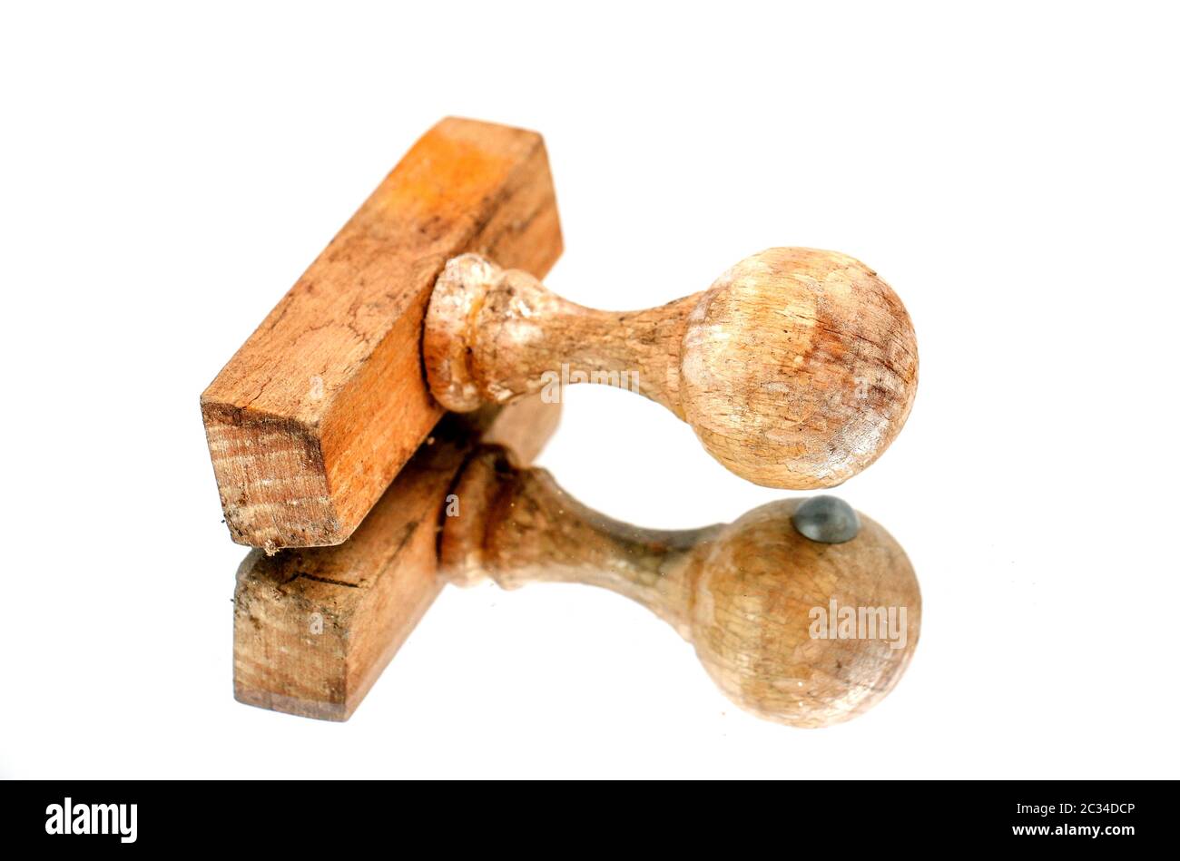 Old dusty mirror hi-res stock photography and images - Alamy