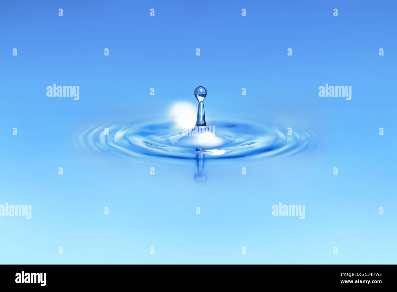 Object Falling In Water High Resolution Stock Photography and Images ...