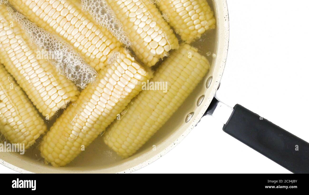 Corn in boiling water hi-res stock photography and images - Alamy