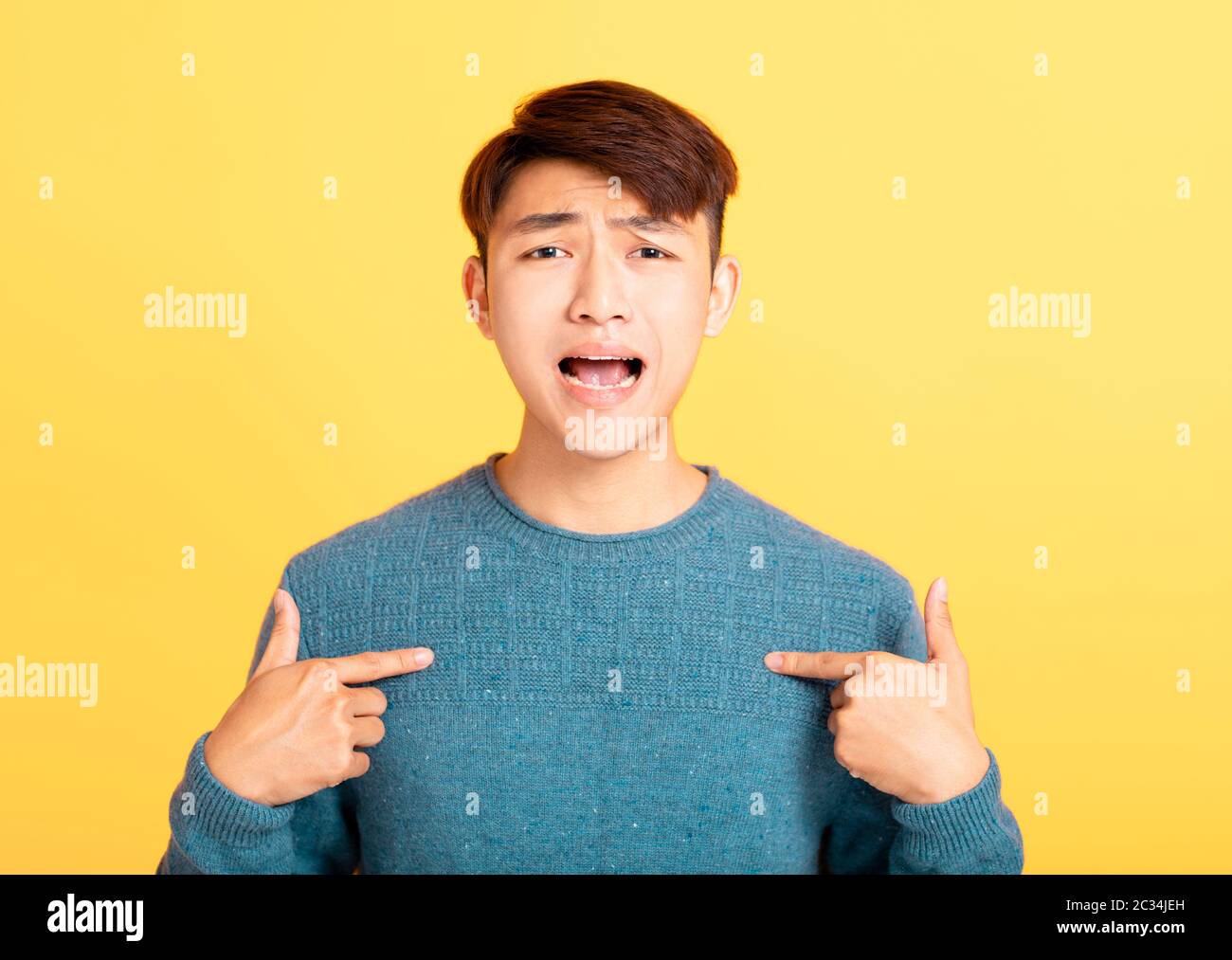 portrait of young desperate man Stock Photo - Alamy