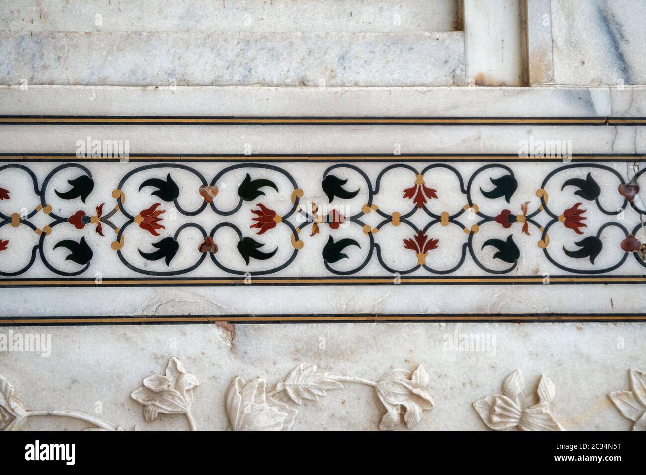 taj mahal wall details Stock Photo - Alamy