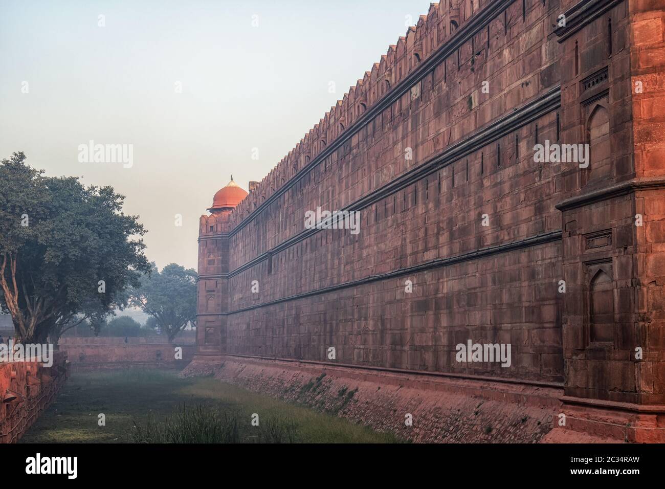 red fort fortress wall Stock Photo - Alamy