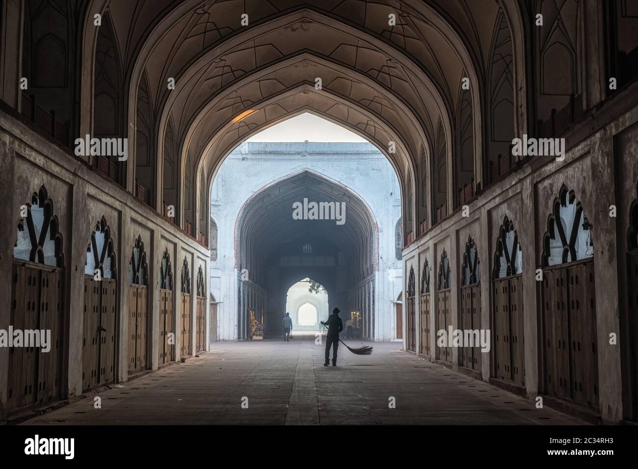chhatta chowk market red fort Stock Photo - Alamy