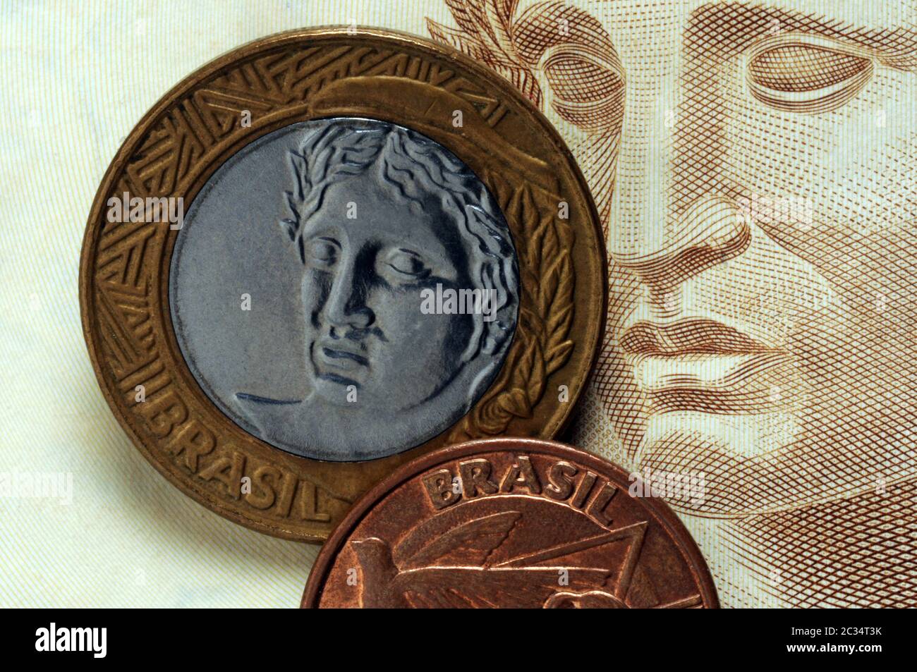 Brazil real banknote hi-res stock photography and images - Alamy