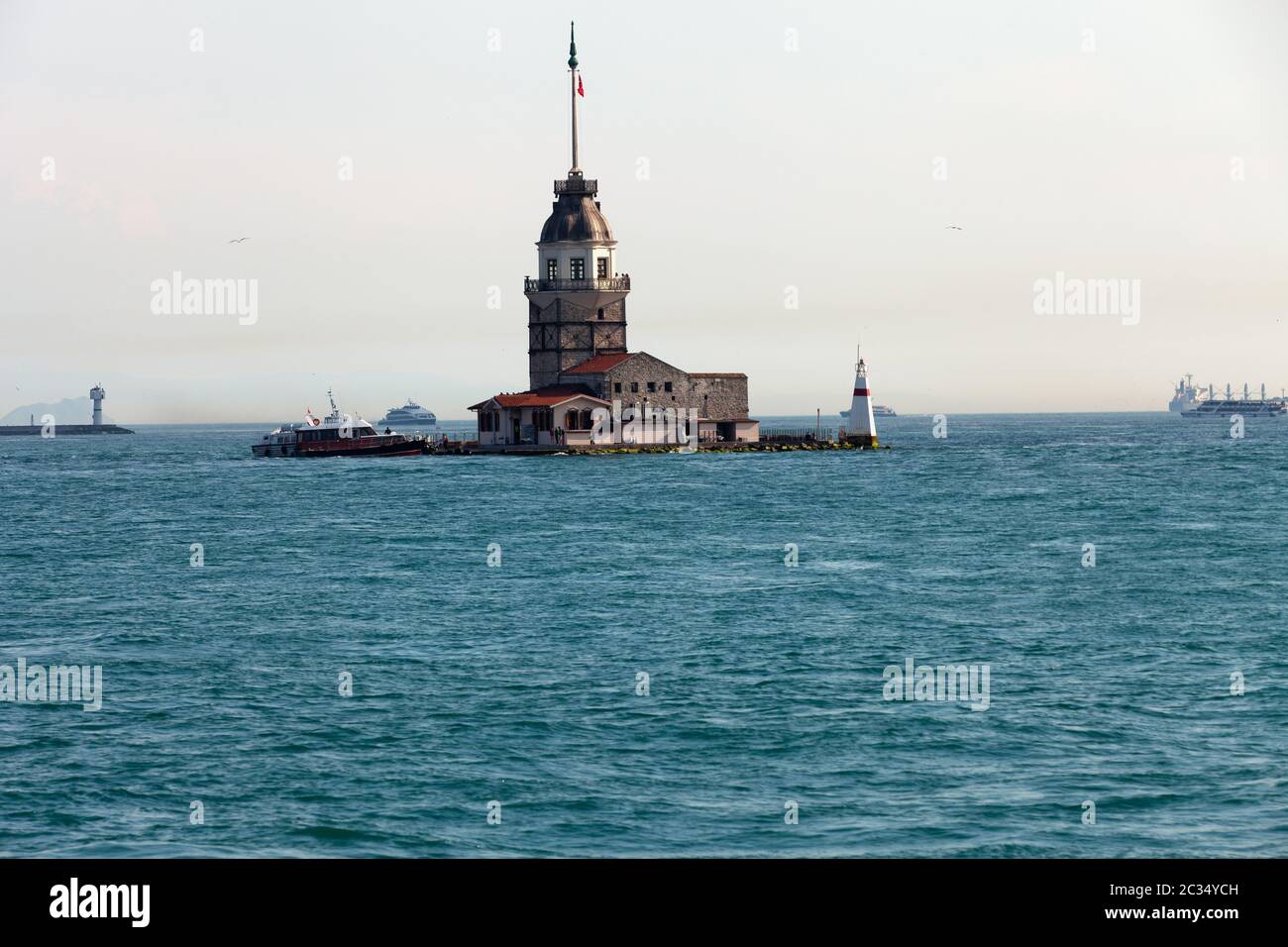 Istanbul - the cruise through the strait of Bosphorus Stock Photo - Alamy