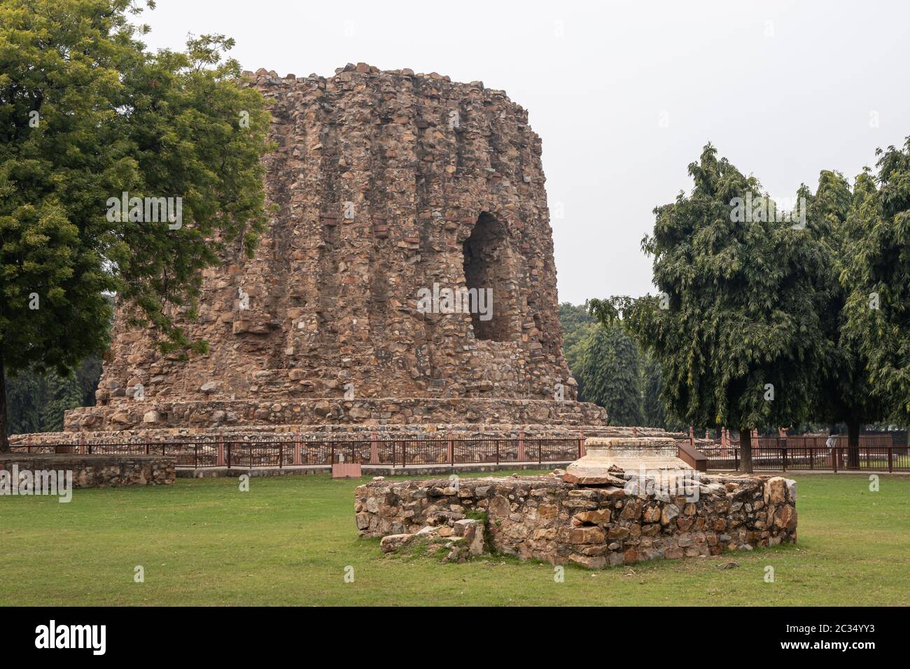 alai minar in qutb complex Stock Photo - Alamy