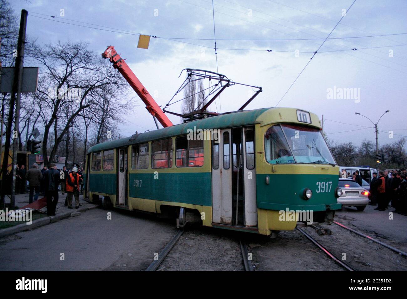 Off the rails train hi-res stock photography and images - Alamy