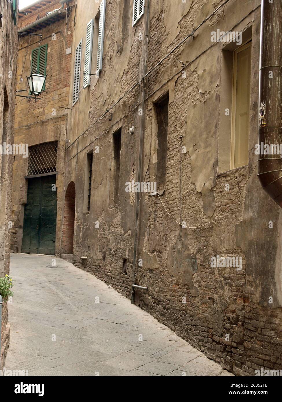 Siena - the medieval climate and characteristic colours Stock Photo - Alamy