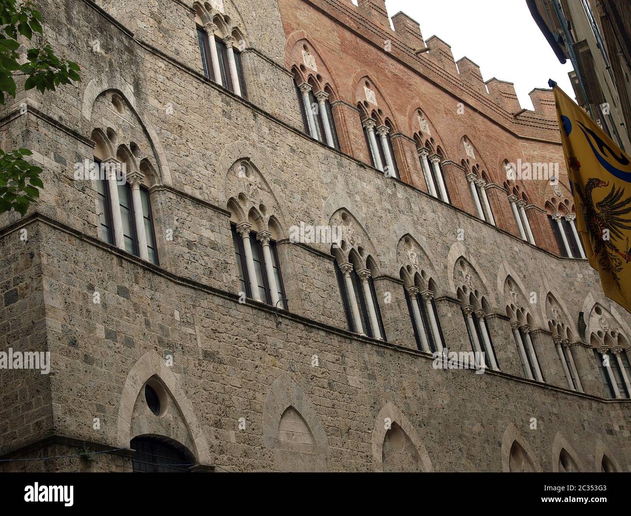 Siena - the facade of the Palazzo Chigi-Saracini Stock Photo - Alamy