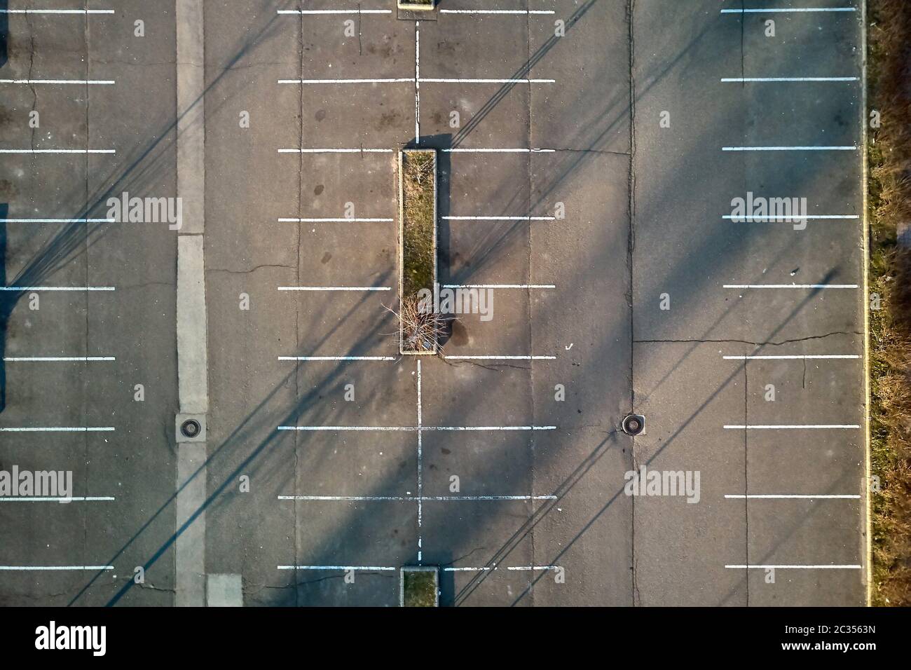 Aerial view of empty parking lot Stock Photo - Alamy