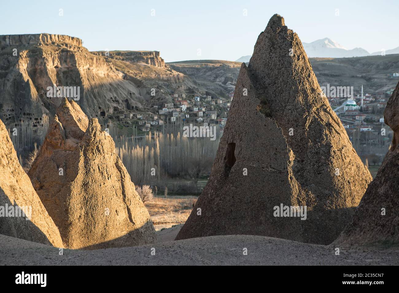 Carved rock houses hi-res stock photography and images - Alamy