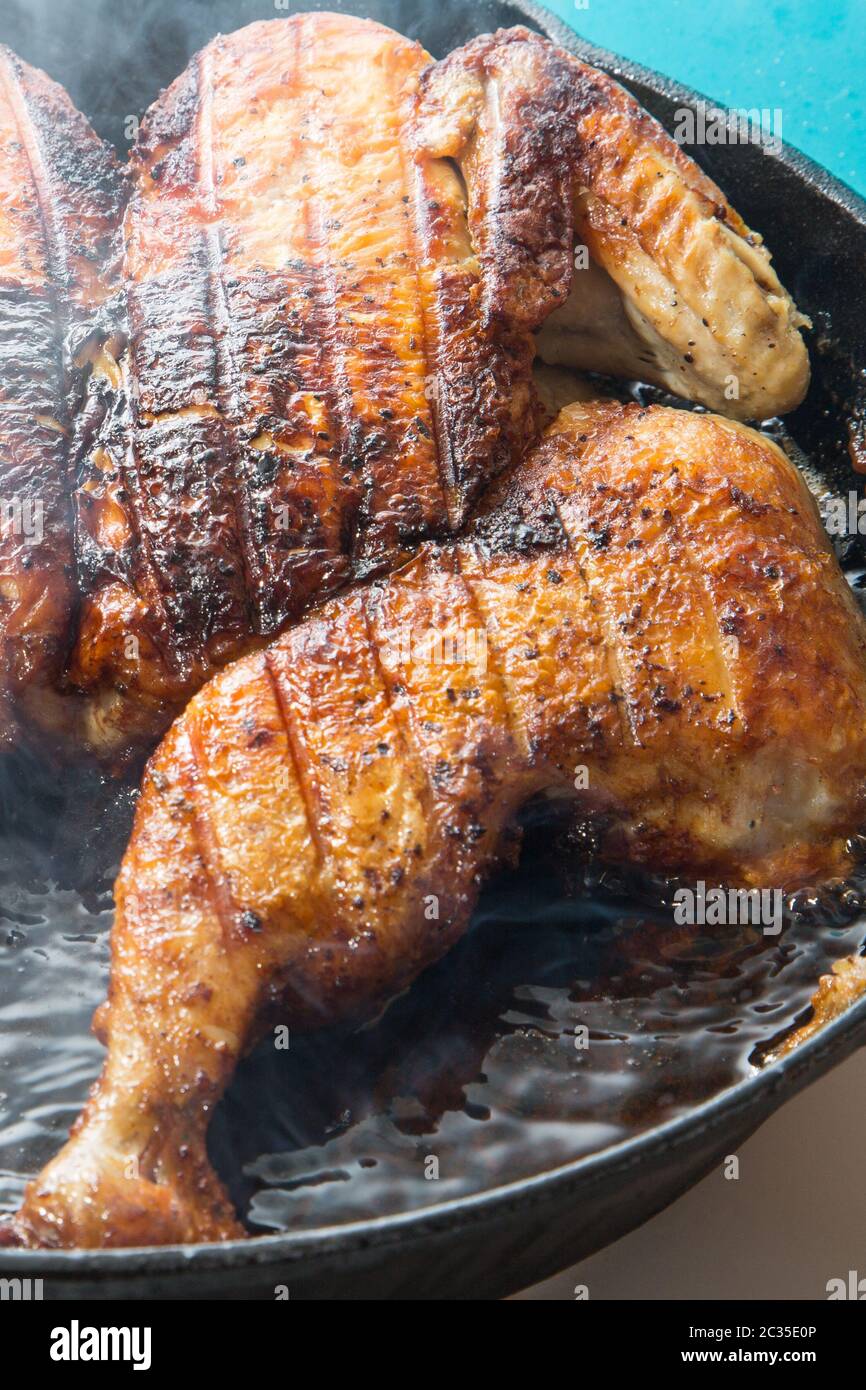 Chicken tapaka hi-res stock photography and images - Alamy