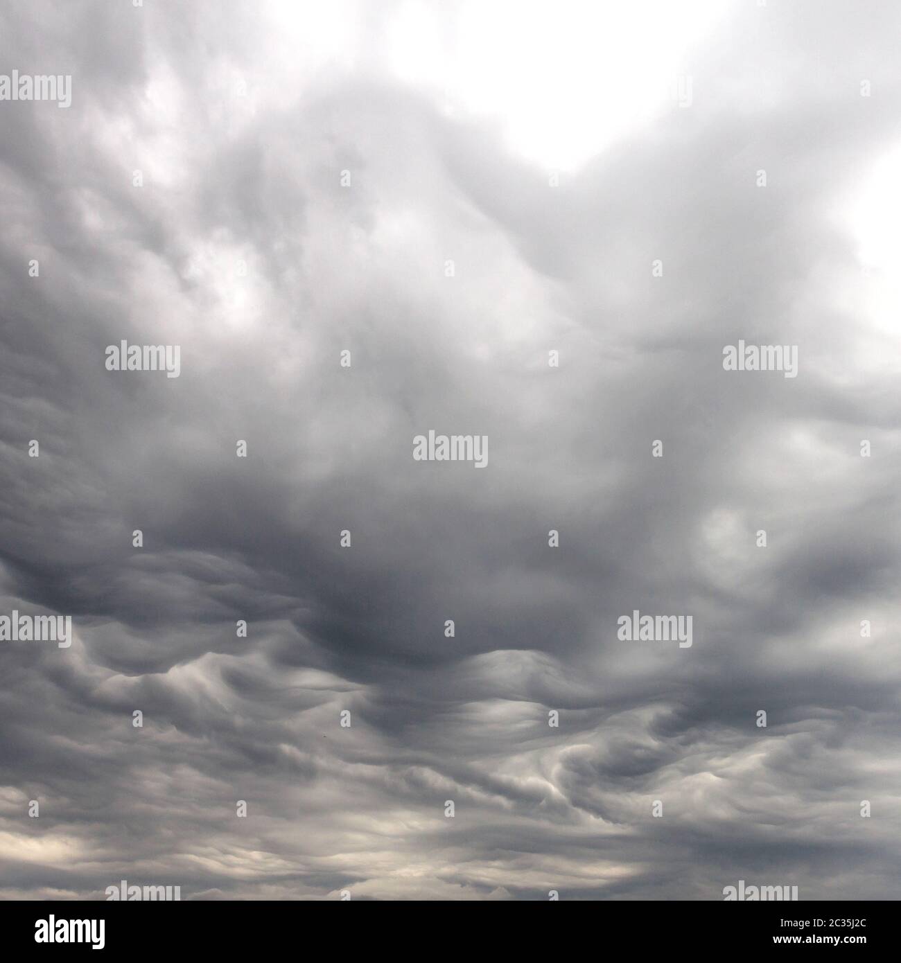 Mammary clouds hi-res stock photography and images - Alamy