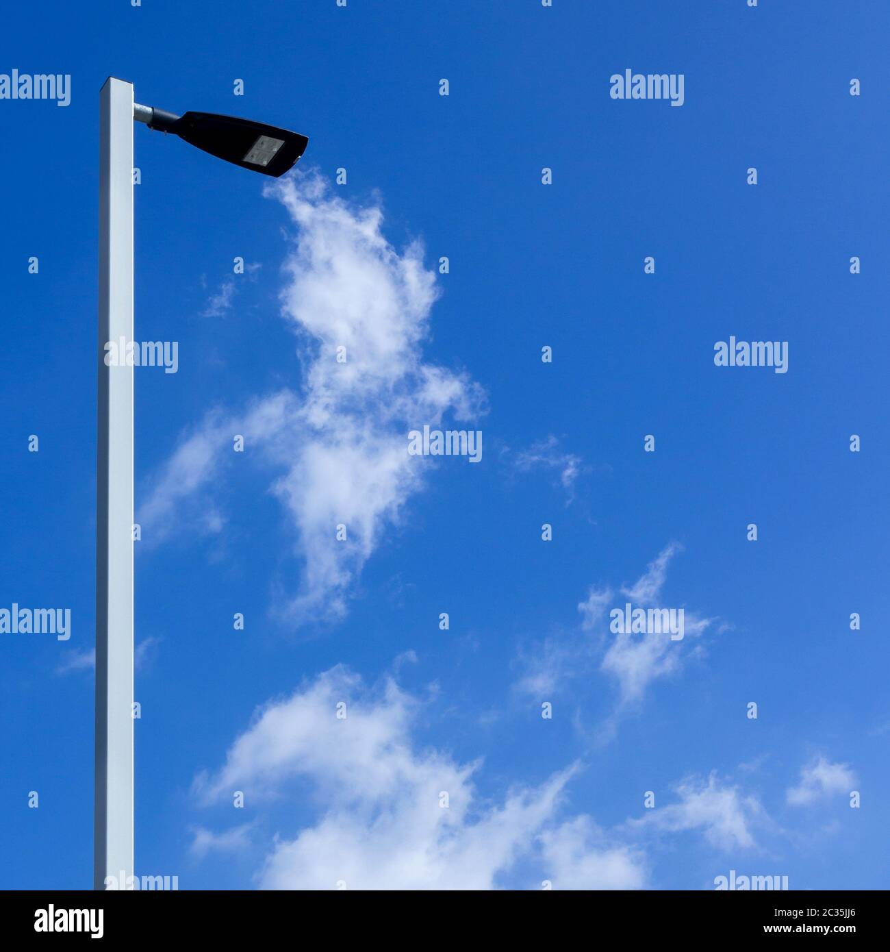 Modern lamppost street light hi-res stock photography and images - Alamy