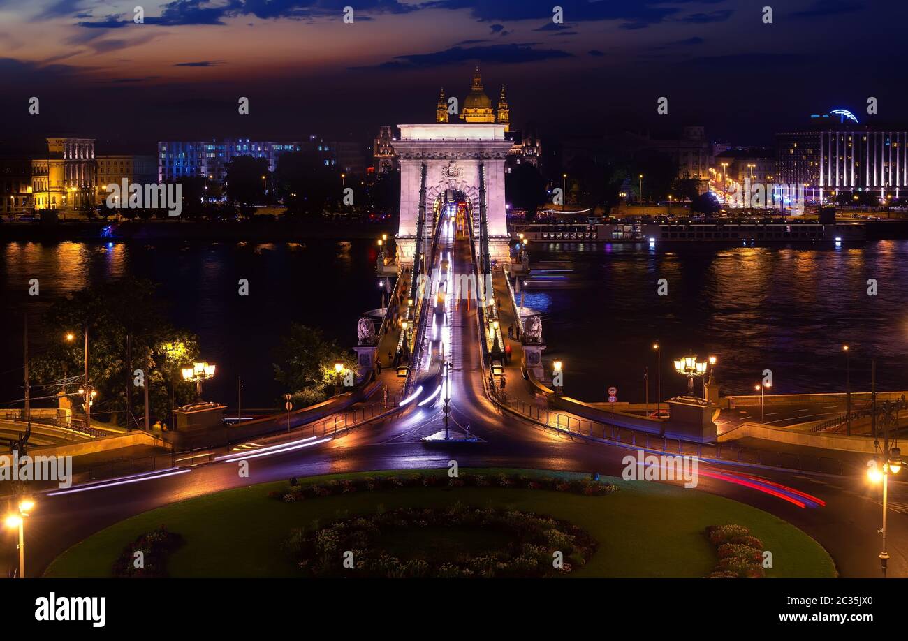 Chain bridge road hi-res stock photography and images - Alamy