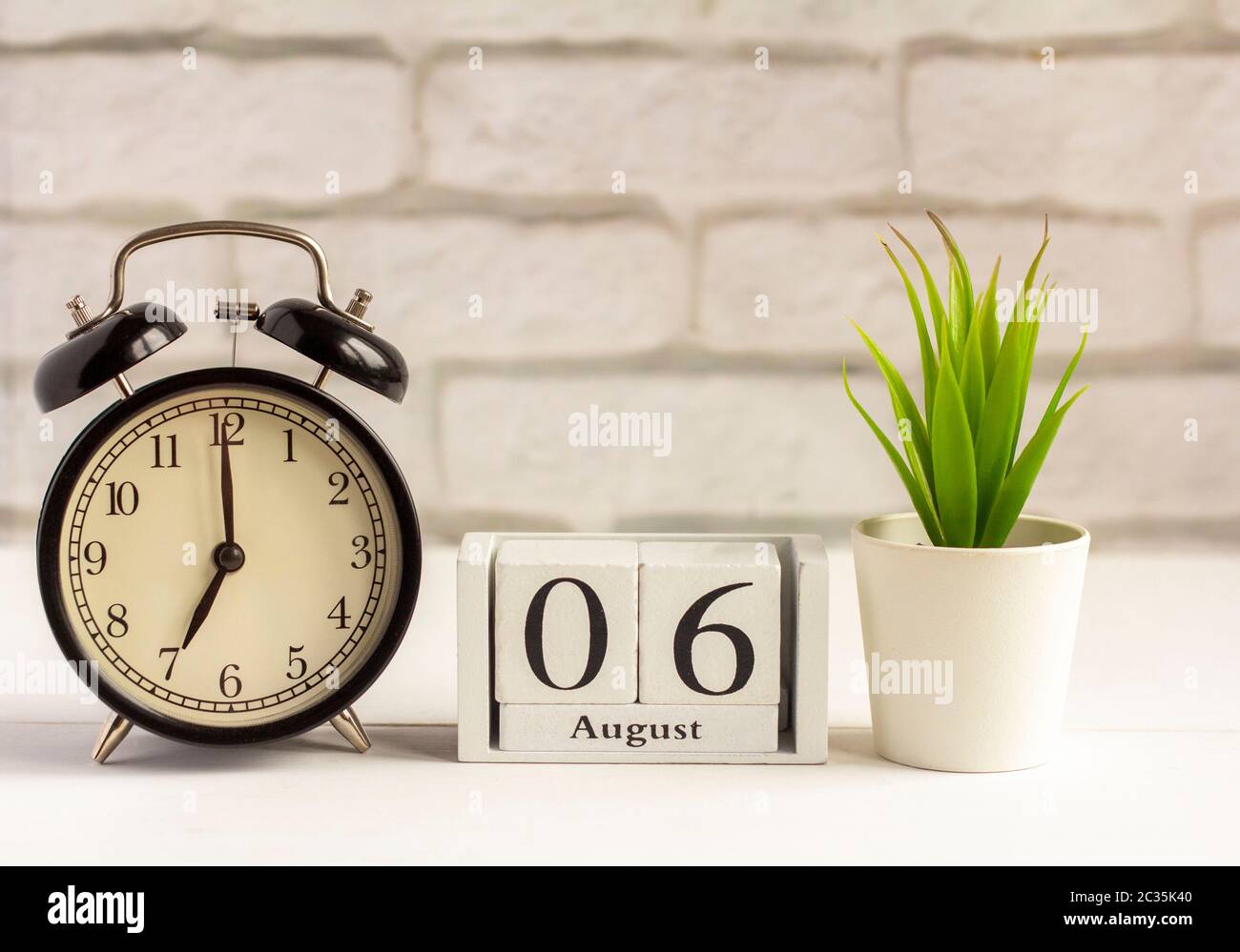 August calendar last day of month hi-res stock photography and images ...
