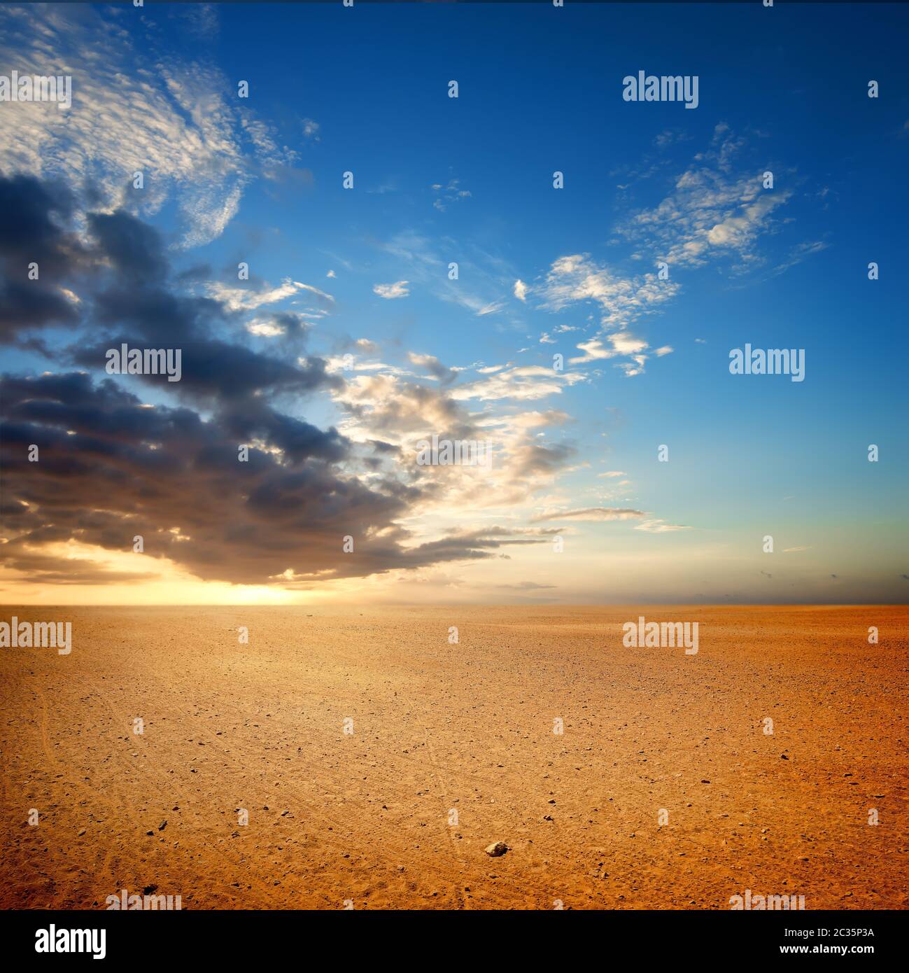 Sandy desert in egypt at the sunset hi-res stock photography and images ...