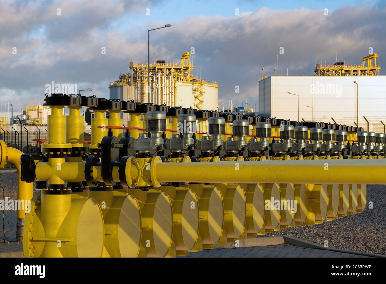 valve and liquefied gas pump station in the LNG terminal Stock Photo ...