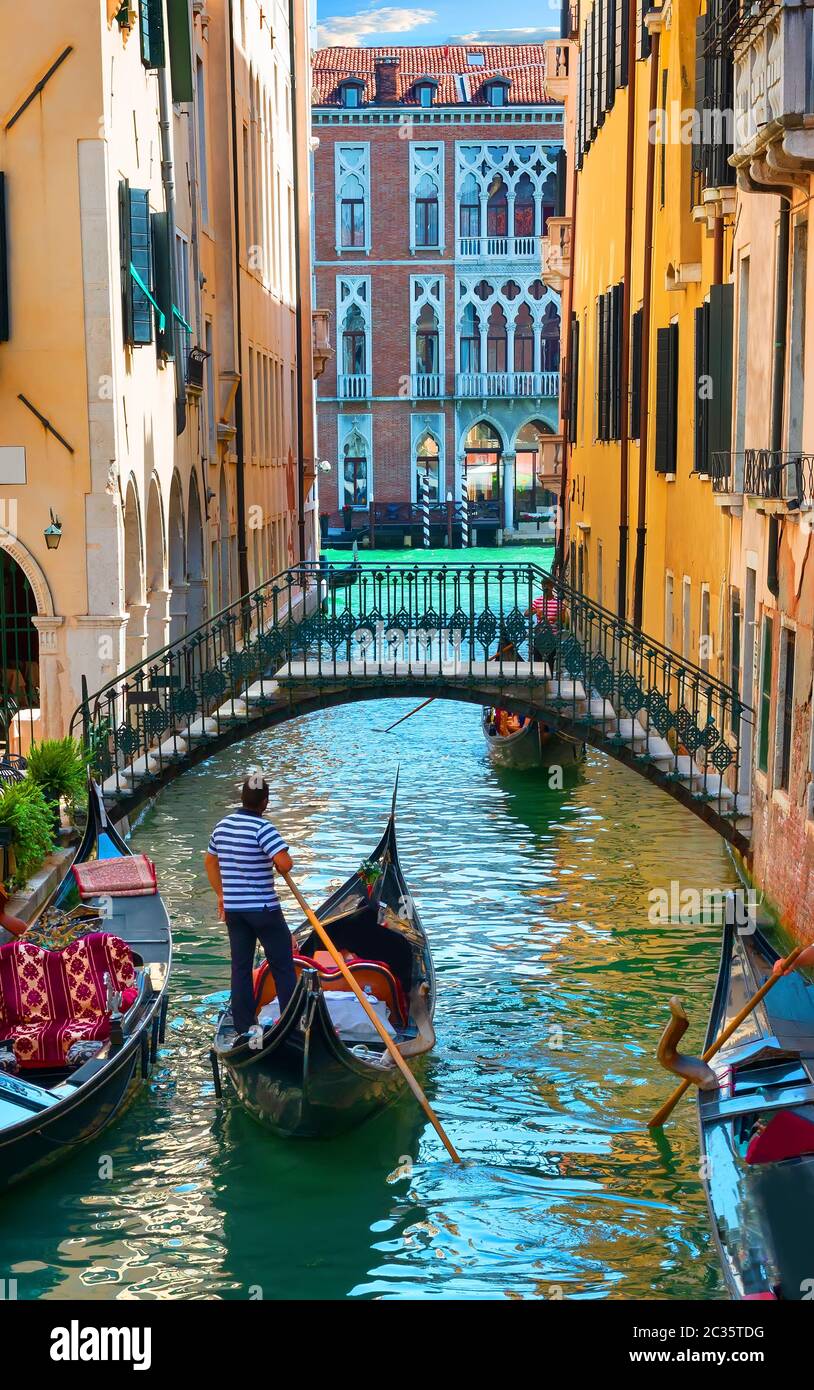 Venice water street hi-res stock photography and images - Alamy