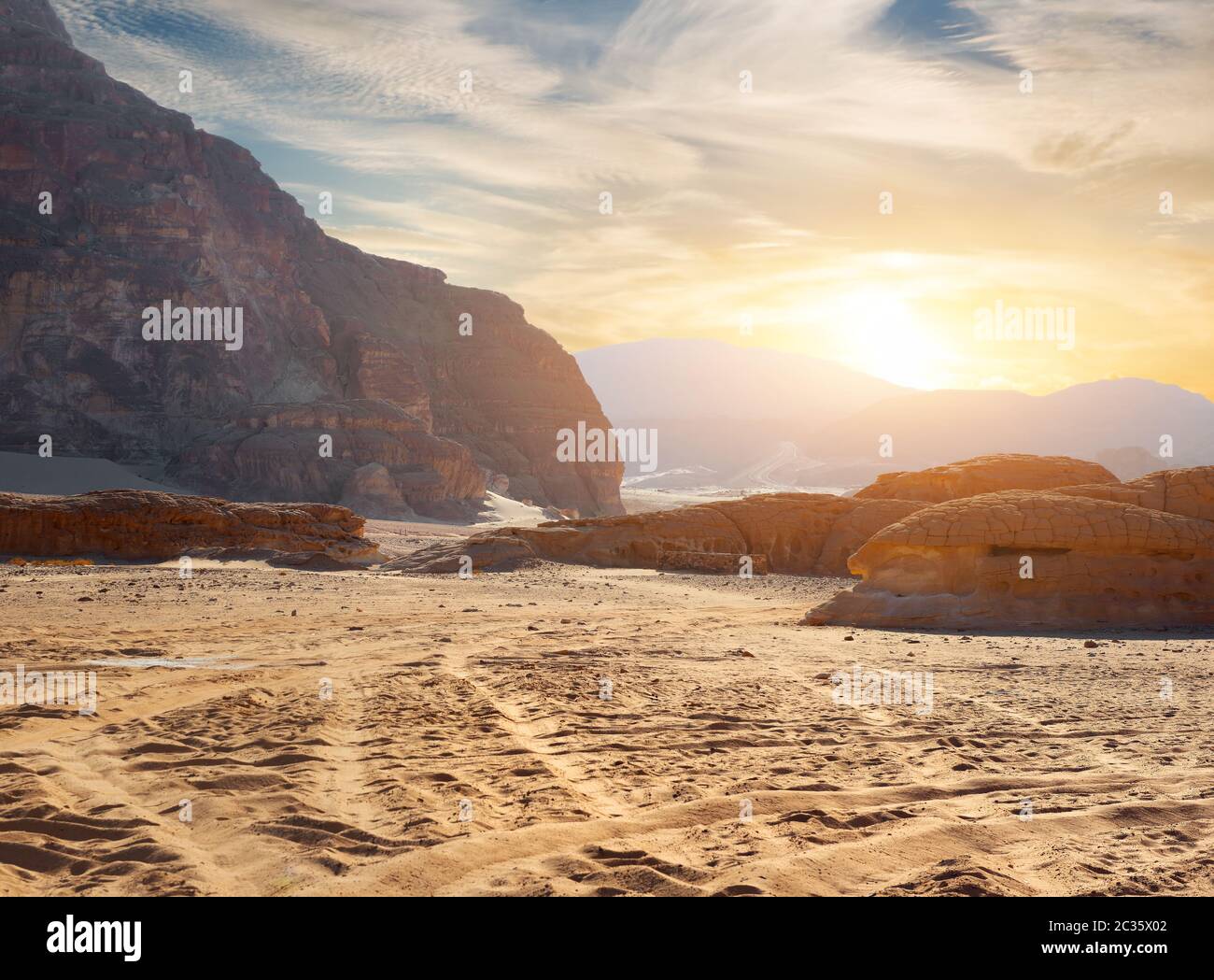 Deser trip hi-res stock photography and images - Alamy