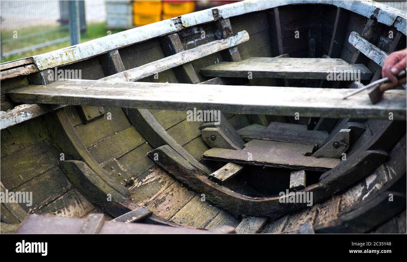 Boat repair hi-res stock photography and images - Alamy