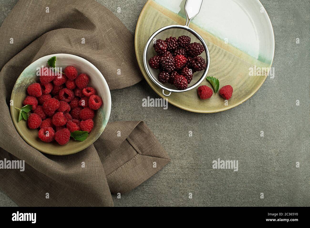Blackraspberry hi-res stock photography and images - Alamy