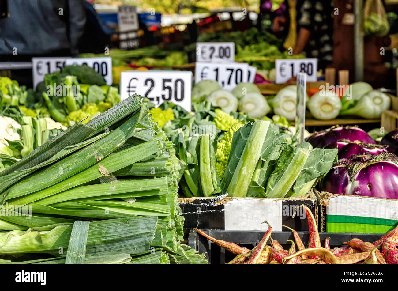 Vegetables Price Tag High Resolution Stock Photography and Images - Alamy