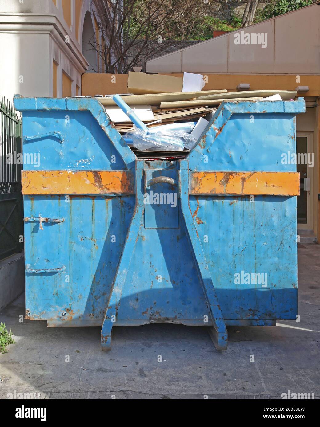Blue Skip Container for Refuse Waste Garbage Stock Photo - Alamy
