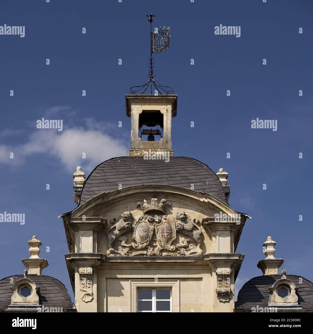 Haus Stapel, entrance gate with coat of arms, Havixbeck, Muensterland ...