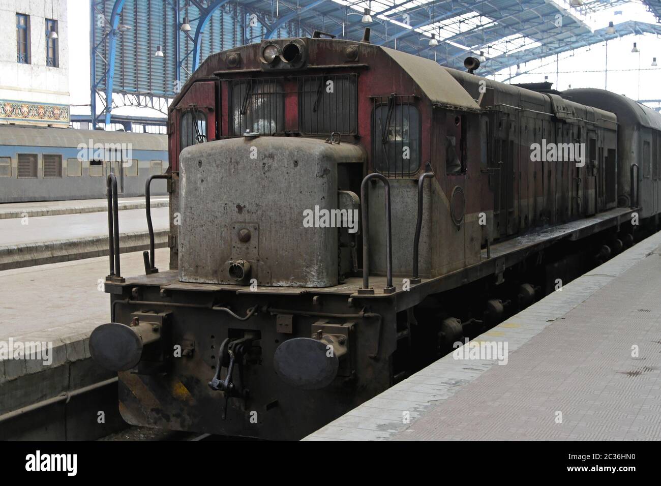 Old and dirty train locomotive at Cairo railway station Stock Photo - Alamy