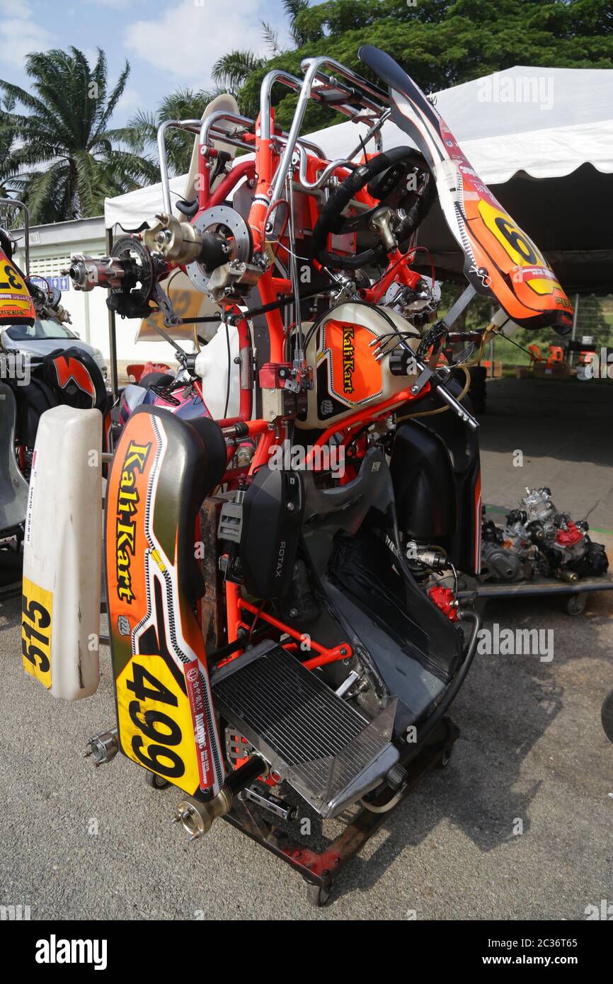 Disassemble kart vehicle ready for transportation Stock Photo - Alamy